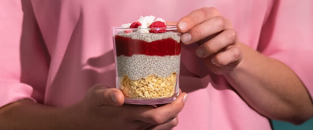 Chia-Pudding mit Himbeeren | dm